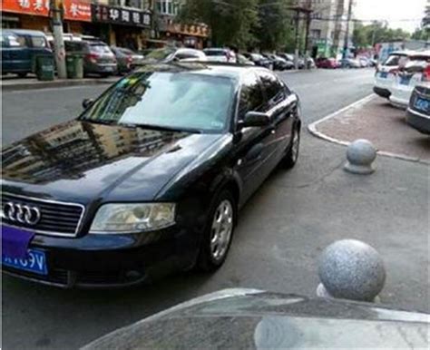 趙本山和他的徒弟們，豪車遍地，那郭德綱和徒弟們都開什麼車？ 每日頭條