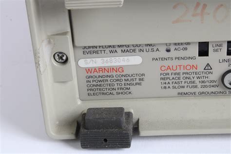 Fluke 8840a Digital Display Multimeter 0 005 Basic Dc Accuracy Ntc Tech