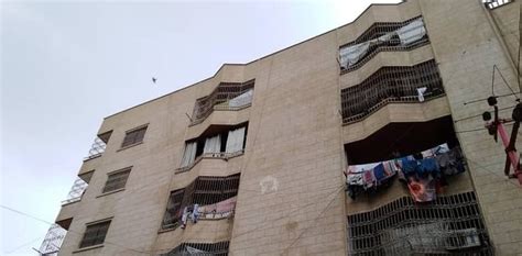 4 منزلہ عمارت ٹیڑھی ہوگئی