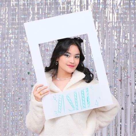 Pin Di Pin Oleh Anda Di 2024 Penyimpanan Foto Buku Foto Gambar