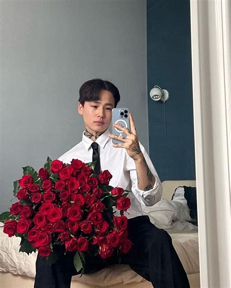 Vladislav Tyan 허신 Hoshin On Instagram This 🌹 For You