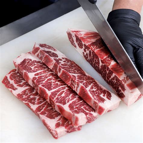 수입직송 블랙앵거스 살치살 300g 에이징그라운드 숙성 고기 전문점