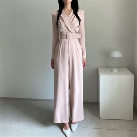 스콧 벨트 And 셔링 랩 긴팔 브이넥 와이드 롱 점프수트 하이웨스트 Js 점프슈트 하객룩 결혼식 데이트룩 데일리룩