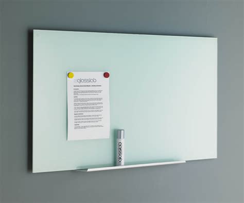 Why Choose A Glass Whiteboard Over A Standard Whiteboard