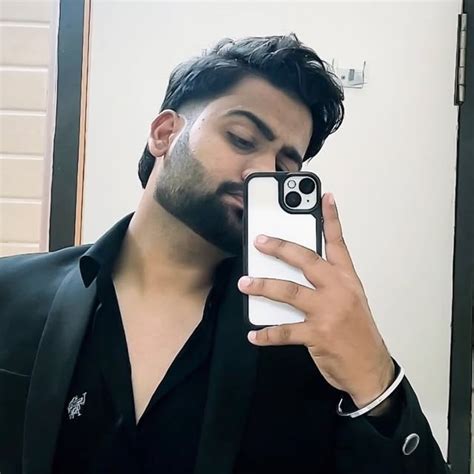 𝑨𝑹𝑵𝑨𝑽 𝑻𝑯𝑨𝑲𝑼𝑹 Thakurabhinavpratapsingh On Threads