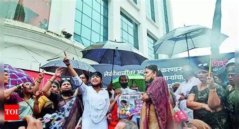 Badlapur Sex Abuse Mva Netas Replace Bandh With Black Bands Mumbai