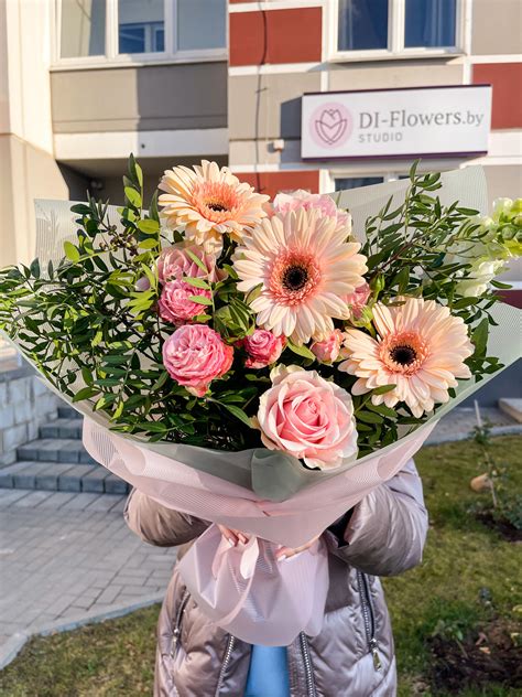 Сборный букет «Кремовая нежность» - Студия цветов в Минске | DI-Flowers.by