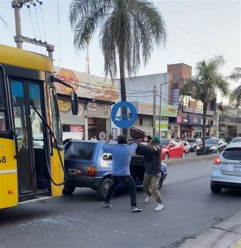 Video Ataque De Furia En El Colectivo