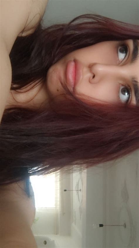 Mahdie 💕🪞 ‎غیر اینه؟😂 پ ن مامیو تگ کنین شاید دید💗💋 Explore حق موفقیت انگیزشی فان