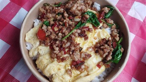 กระเพราหน้าแน่น ครัวคุณต้อย อร่อยบอกต่อ สั่งอาหารเดลิเวอรี Wongnai