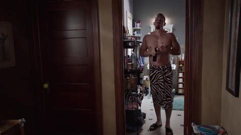AusCAPS Steve Howey Shirtless In Shameless Happily Ever After