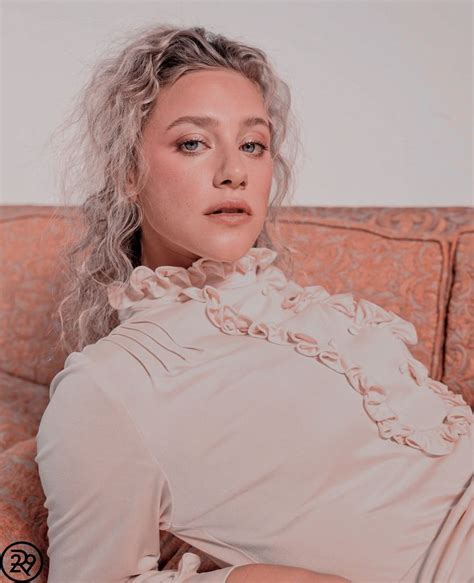Celebrities Lili Reinhart Celebrities Lili Reinhart Lily
