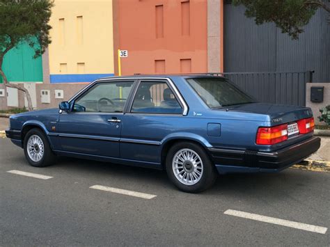 Volvo 780 Bertone Autos Coupe