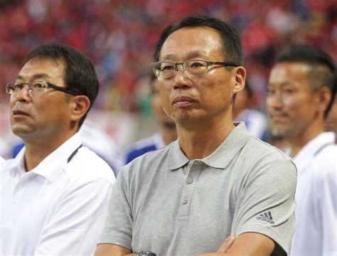 【今治】岡田武史氏がメッセージを発信「勝負の神様は細部に宿る」 サッカーマガジンweb
