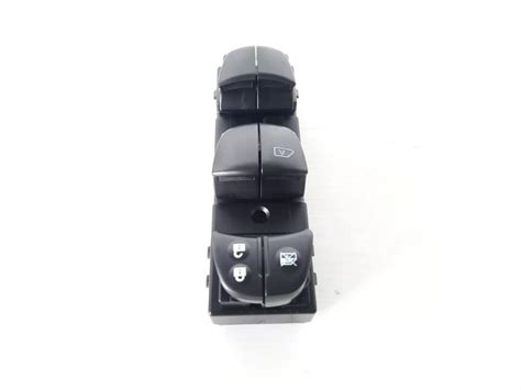 Nissan Juke Main Power Window Switch Kmautospares