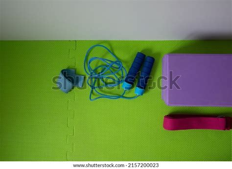 4 Skippng 图片、库存照片和矢量图 Shutterstock