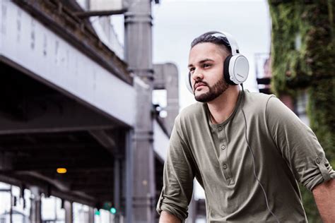 SteelSeries Arctis Review TechPowerUp