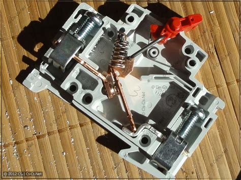 Abb ot16f3c рубильник реверсивный схема подключения