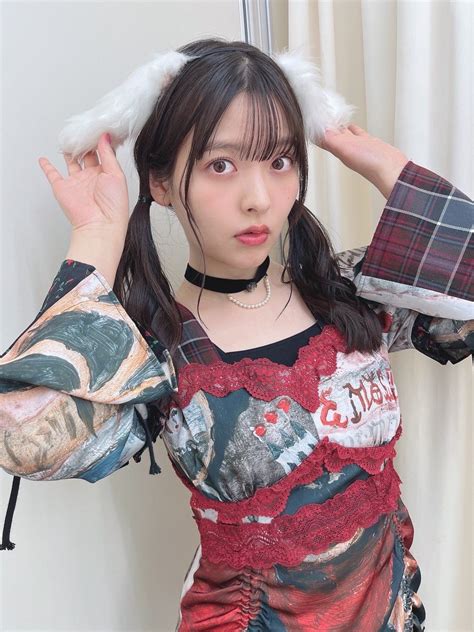 たたろすけ On Twitter Rt Natsunomizu 『すみれのゆめ』発売イベント時の上坂すみれちゃん。年始のイベントだったので卯年を意識しました。たれみみ。 わたしの中で