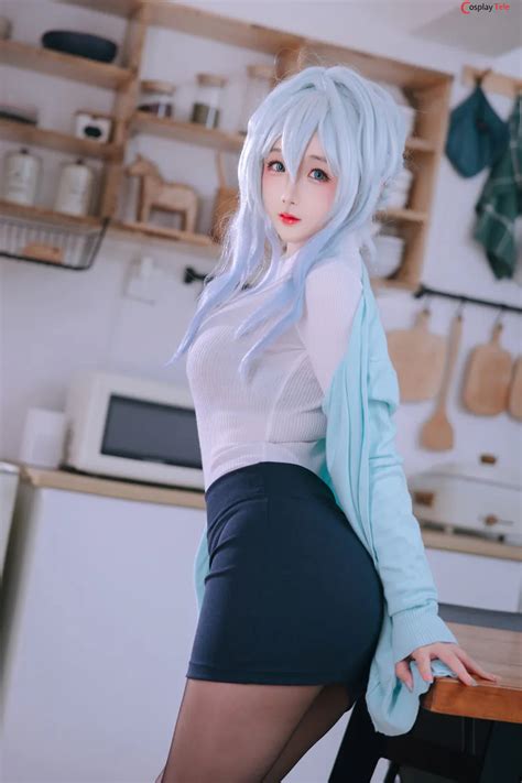 Rinaijiao 日奈娇 Cosplay Yuki Onna Hitozukiai Ga Nigate Na Miboujin No