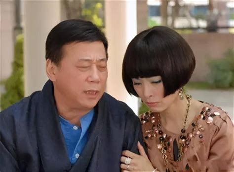 Tvb老戏骨夏雨近照曝光，74岁老态尽显，胡须、头发皆已花白 搜狐大视野 搜狐新闻