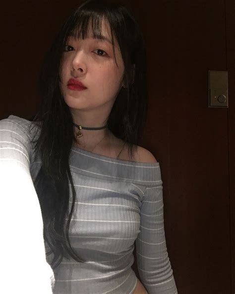ときどきインスタにビーチクピンコ立ち写真をアップしてくれる元fxソルリ その2 K Idol