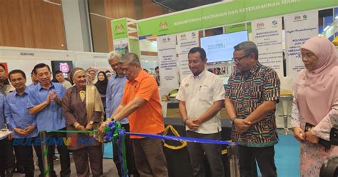 Pasaran Produk Makanan Halal Diperluas Ke Negara Cis Buletin Tv3 Malaysia