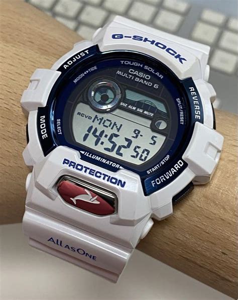 G Shock イルクジ Gwx 8902k 電波時計 ソーラー 限定 ホワイト By メルカリ