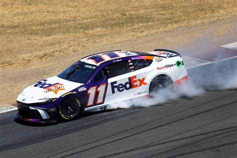Denny Hamlin Signs New Nascar Sponsor After Fedex Departs Racing News