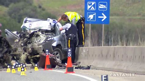 Fatal Crash Closes Hwy 97 Youtube