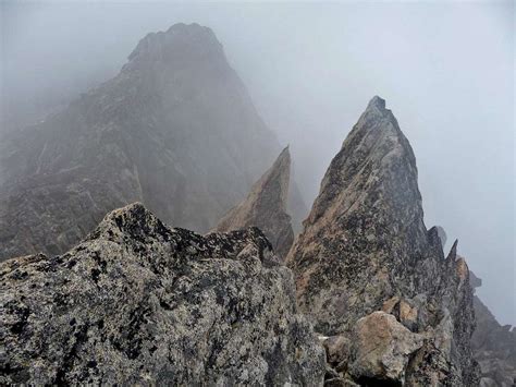 Sharp Rocks Below Photos Diagrams And Topos Summitpost