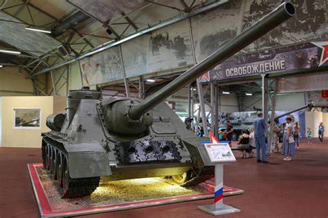 Самоходная артиллерийская установка СУ-100 - парк Патриот