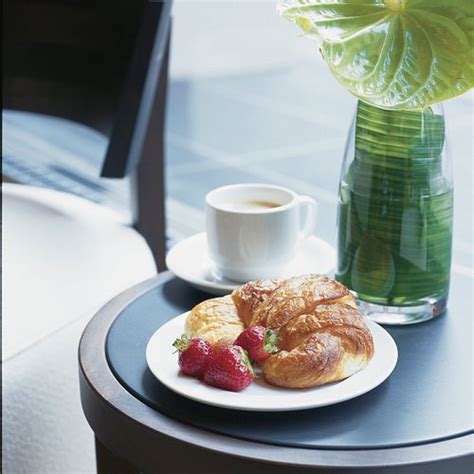 The 10 Closest Hotels To Rogers Centre Toronto