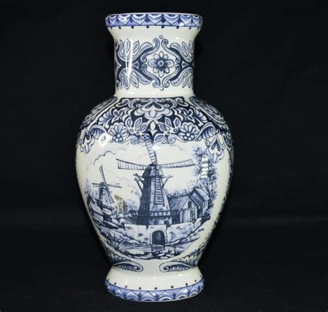 Вінтажна ваза для квітів T Delfts Bleau — ціна 4000 грн у каталозі Вази Купити товари для дому