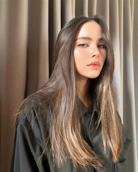 หยุดมองไม่ได้ ญาญ่า อุรัสยา ลุคนี้เต็มสิบไม่หัก สวยสะกดทุกสายตา The