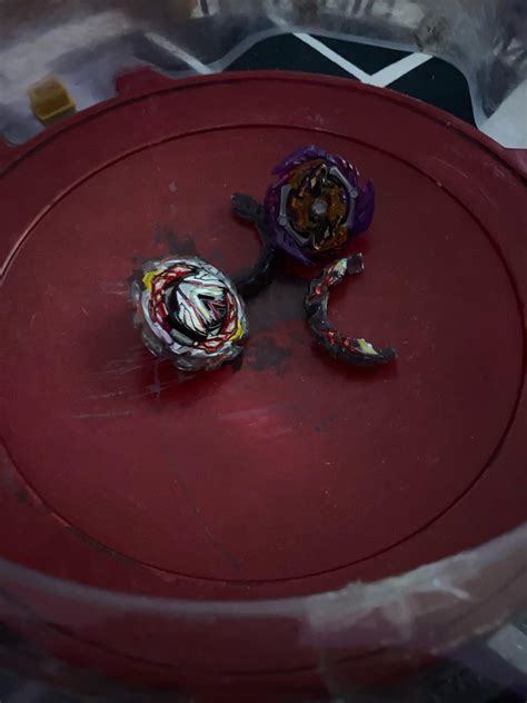 How In The Fkin Hell Did This Break My Armor 😢 Rbeyblade