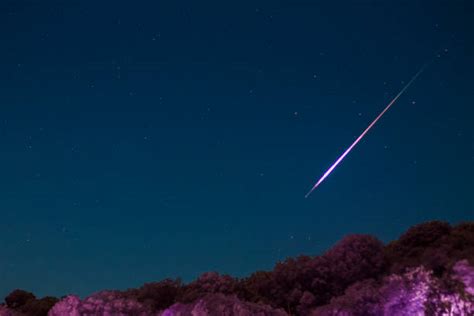 불덩이 스톡 사진 및 일러스트 Istock