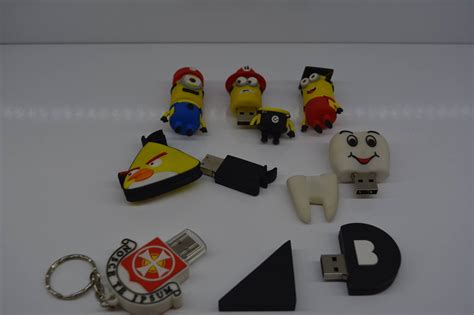 მეხსიერების ბარათი ლოგოტიპური სარეკლამო კომპანია ბრენდჰენდი • Brandhand