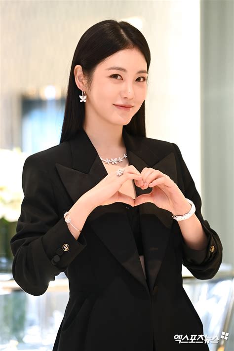 신예은 올블랙 여신 강림 엑 s HD화보