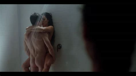 S Ries Retratam Jovens Loucos Por Sexo Mas Na Vida Real Eles Transam Cada Vez Menos