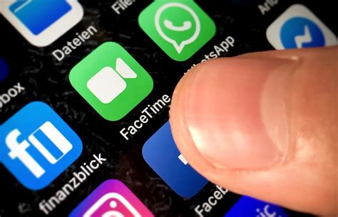 Incredible New Ios 13 Facetime Feature Fixes Your Eye Contact With
