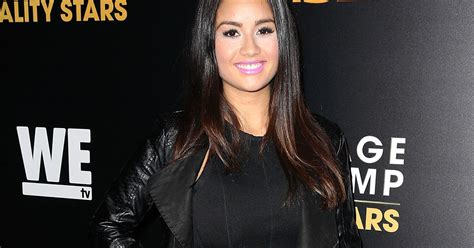 Pregnant Catherine Giudici Flaunts Engagement Ring And Wedding Band On