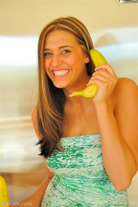Kinky Amateur Teen Toys With Fruits And Vegetables Porn Pictures Xxx