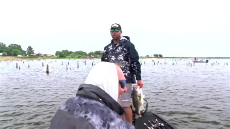 Bassmaster Elites Hook The Beast In 2022 Bassmaster