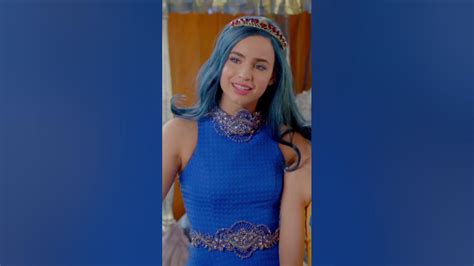 Descendants 2 Evie And Mel Conversation Dove Cameron Sofia Carson Dovecameron Sofiacarson