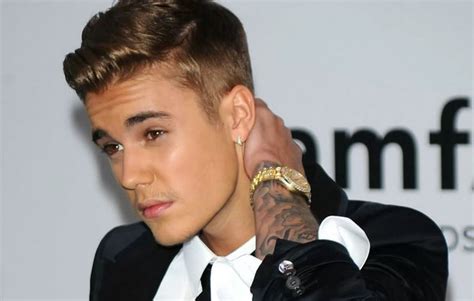Justin Bieber Sex Symbol Per Calvin Klein Baritalia News