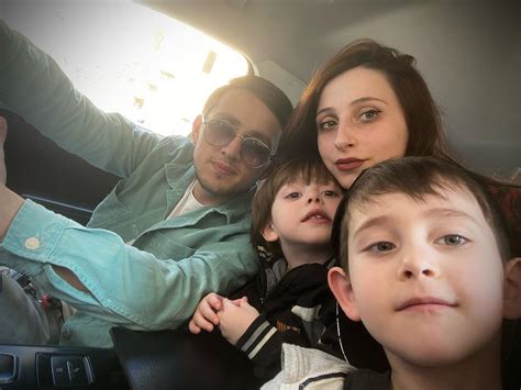 Gvantsa ოჯახი არის სადაც ცხოვრება იწყება და სიყვარული არასოდეს