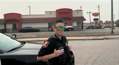 Rip Seunthamarksman On Twitter Rt Cloudeeuhh Every Police Officer