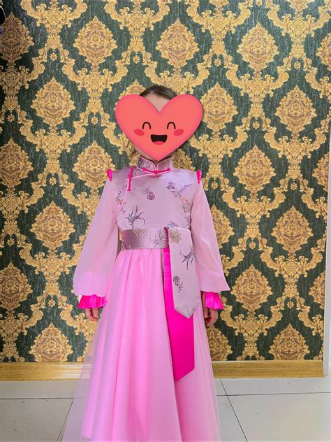 Undram ХҮҮХДИЙН ДААХЬ ҮРГЭЭХ ЕРӨӨЛ Зээ Балчир жаахан хүүхдийнхээ Сэвлэг даахийг үргээж