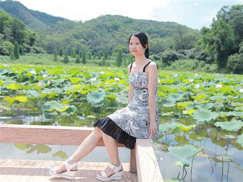 丨 一匹黑马 丨 同沙生态公园一匹黑馬 站酷zcool